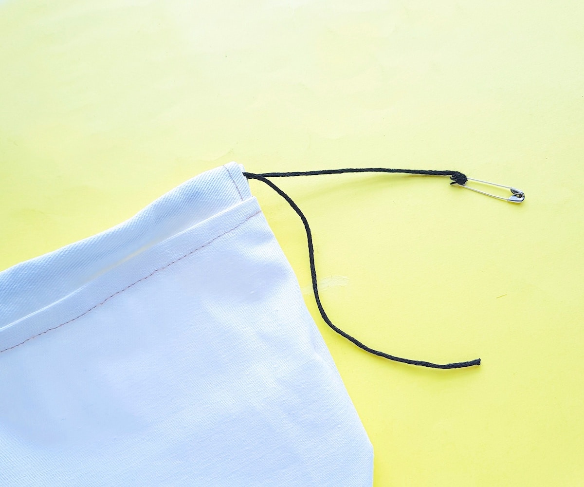 How To Sew A Round Drawstring Pouch - Easy Things to Sew