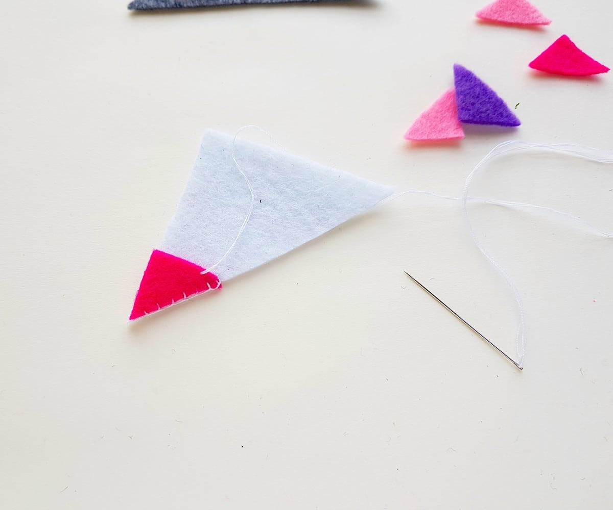 Geometric Patterned Corner Bookmark (No Pattern Needed) - Easy Things ...