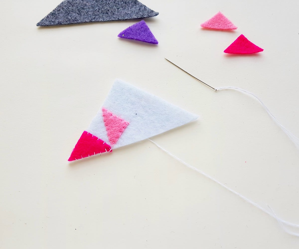 Geometric Patterned Corner Bookmark (No Pattern Needed) - Easy Things ...