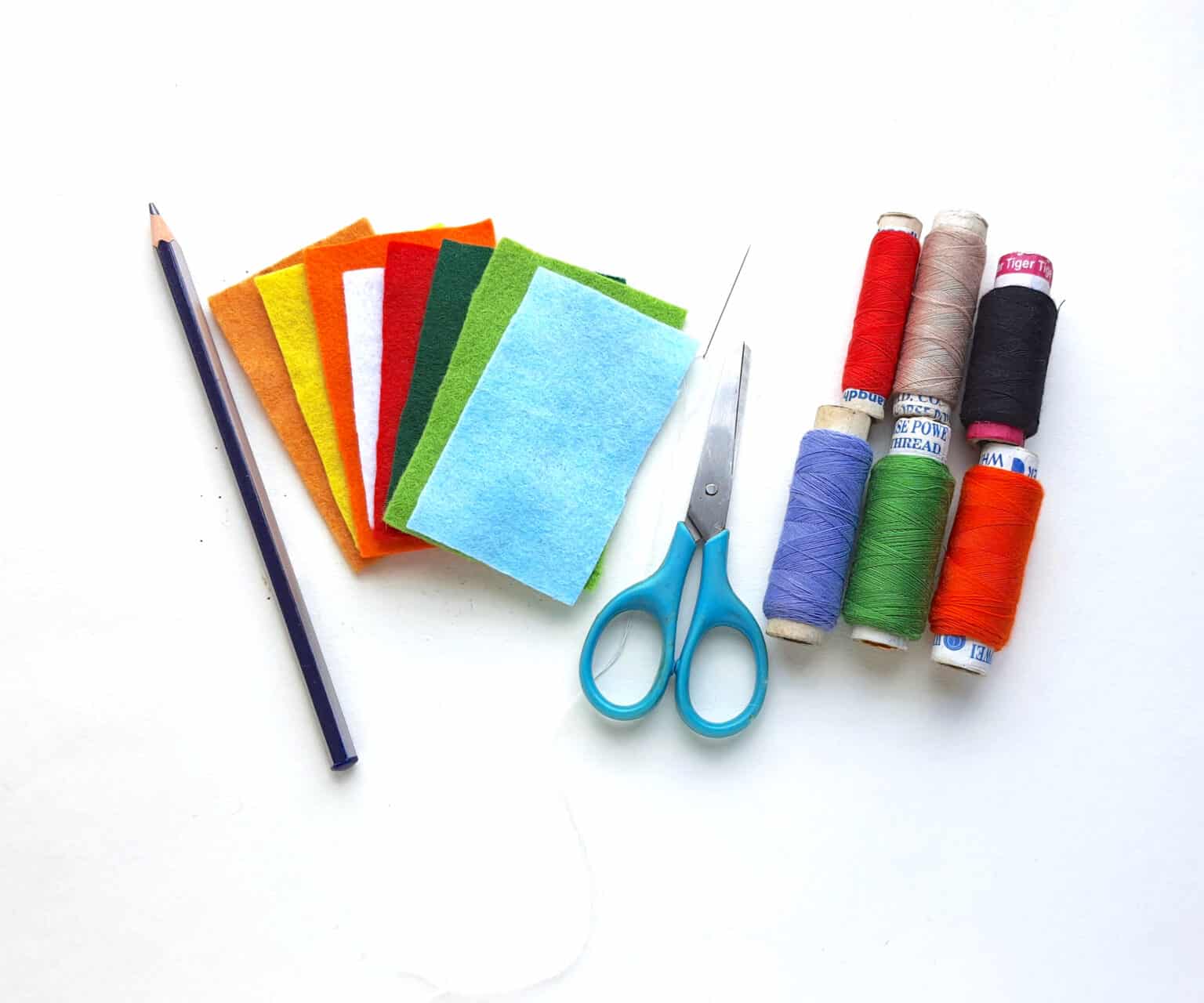 How to Sew a Christmas Candle Ornament - Easy Things to Sew
