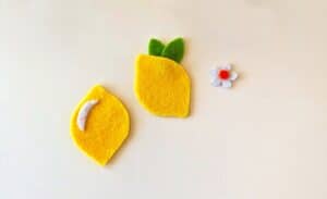 Felt Lemon and Lime Plushies (Free Pattern) - Easy Things to Sew