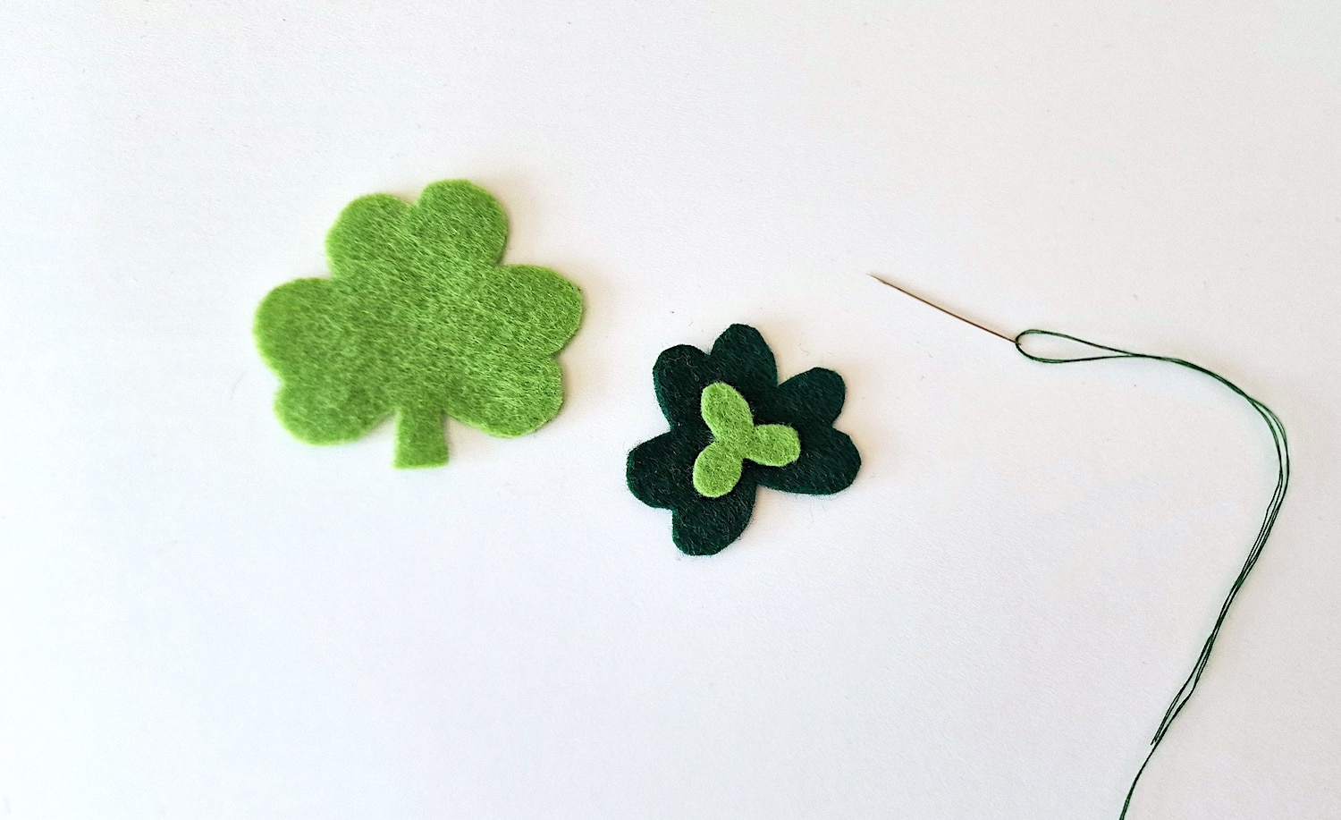 Felt Shamrock Bookmark (Free Pattern) - Easy Things to Sew