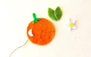 Felt Orange (Free Pattern) - Easy Things to Sew
