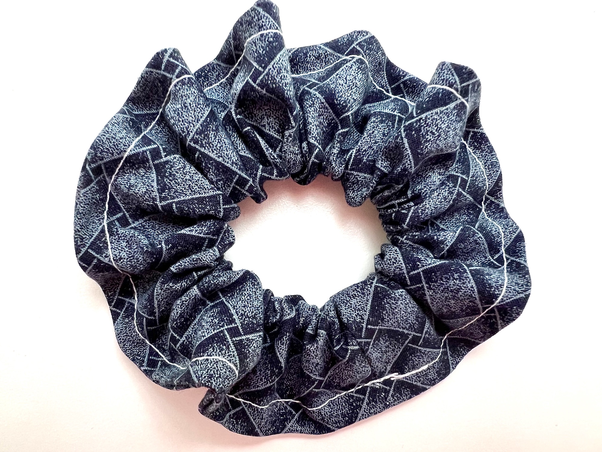 How to Make Scrunchies (With No Elastic) - Easy Things to Sew