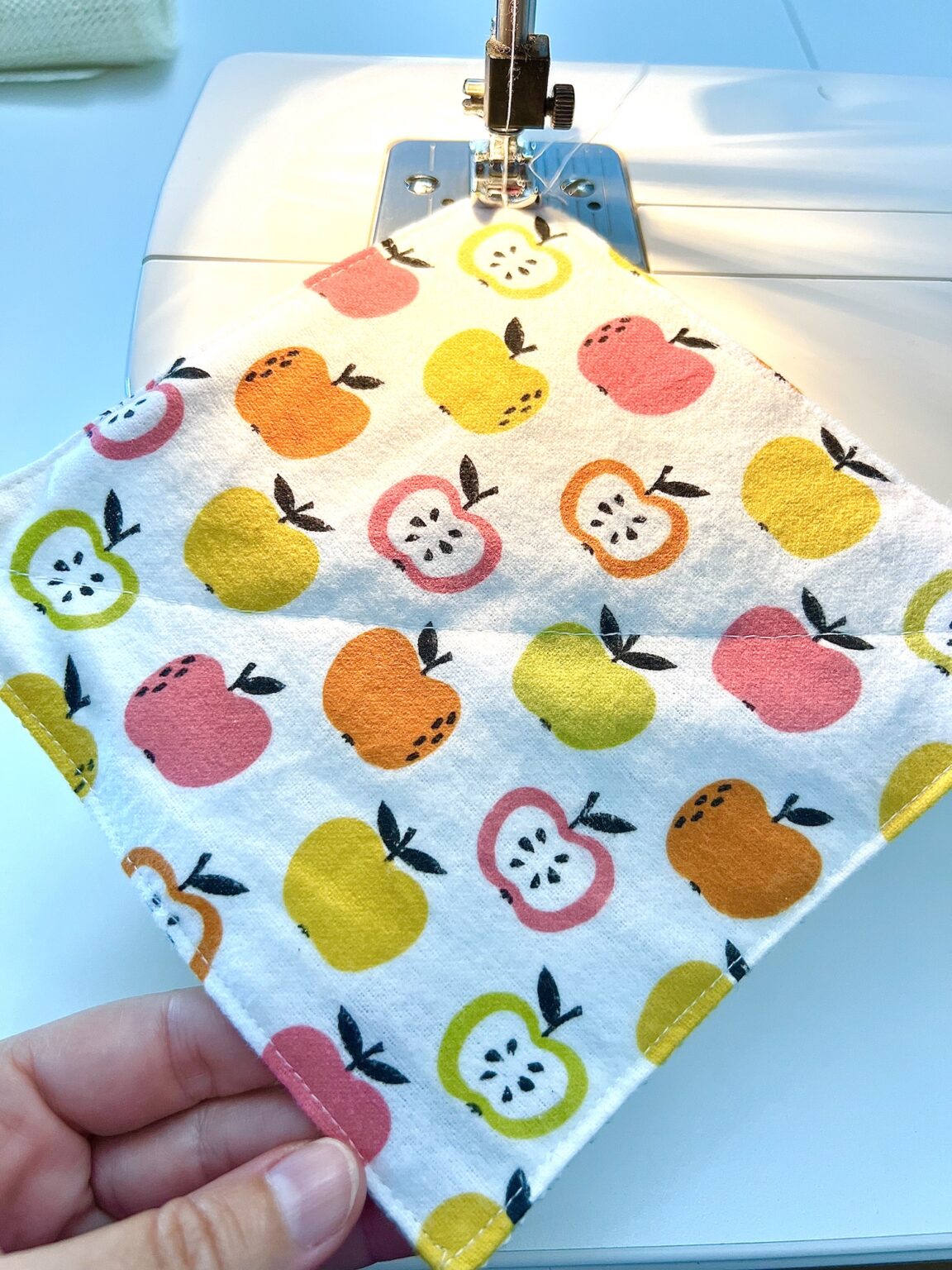 DIY Jar Opener: Easy Beginner Sewing Project (with Video) - Easy Things ...