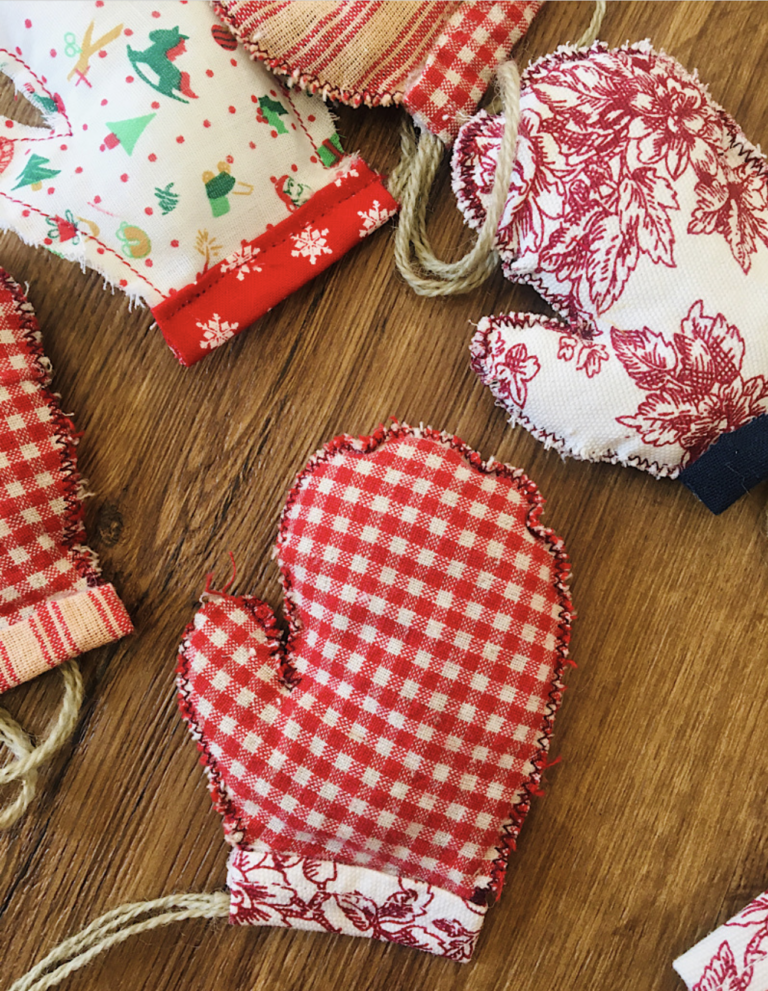 12 Free Christmas Ornament Sewing Patterns for a Stunning Tree! - Easy ...