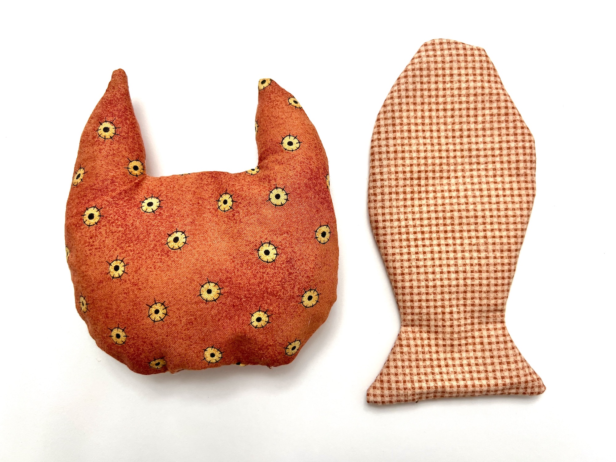 DIY Cat Crinkle Toys (with Video) - Easy Things to Sew