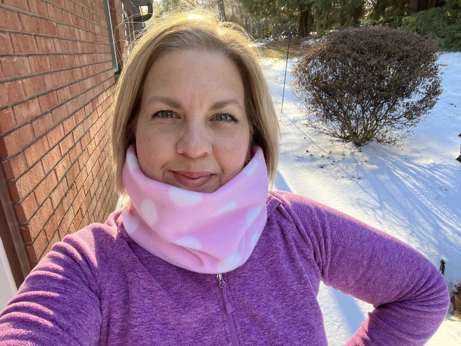 DIY Fleece Neck Warmer - Easy Things to Sew