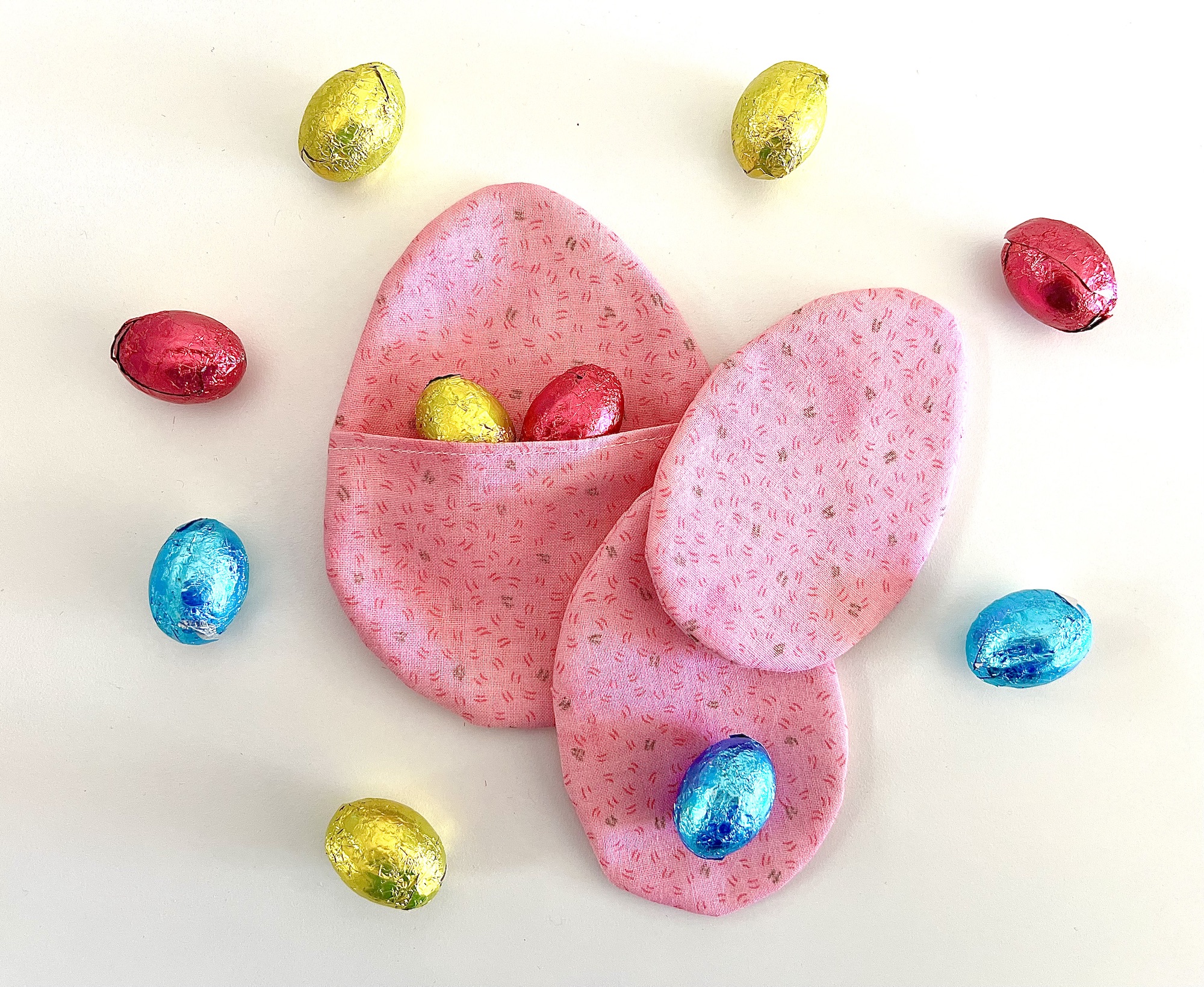 Fillable Fabric Easter Eggs (Free Pattern + Video Tutorial) - Easy ...