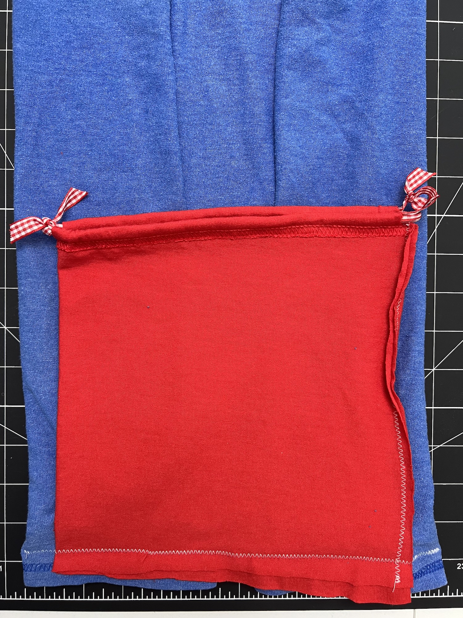 T-Shirt Bag That Folds Into Attached Pocket - Easy Things to Sew