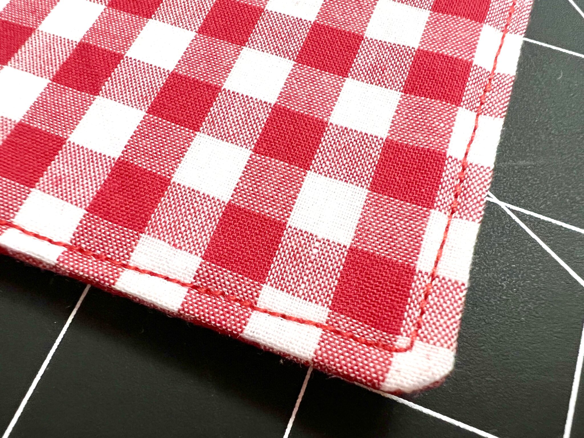 DIY Fabric Napkin Holder - Easy Things to Sew