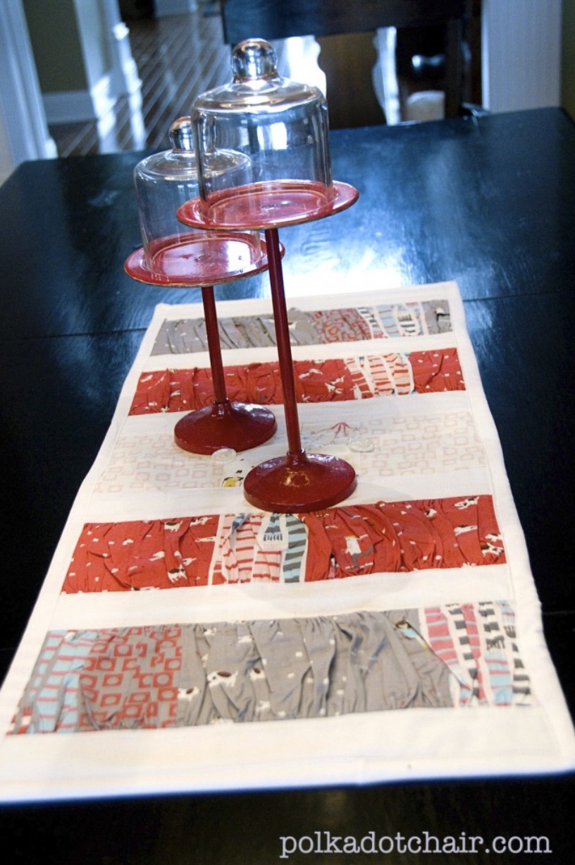 Free Table Runner Patterns to Sew: Easy Ideas - Easy Things to Sew