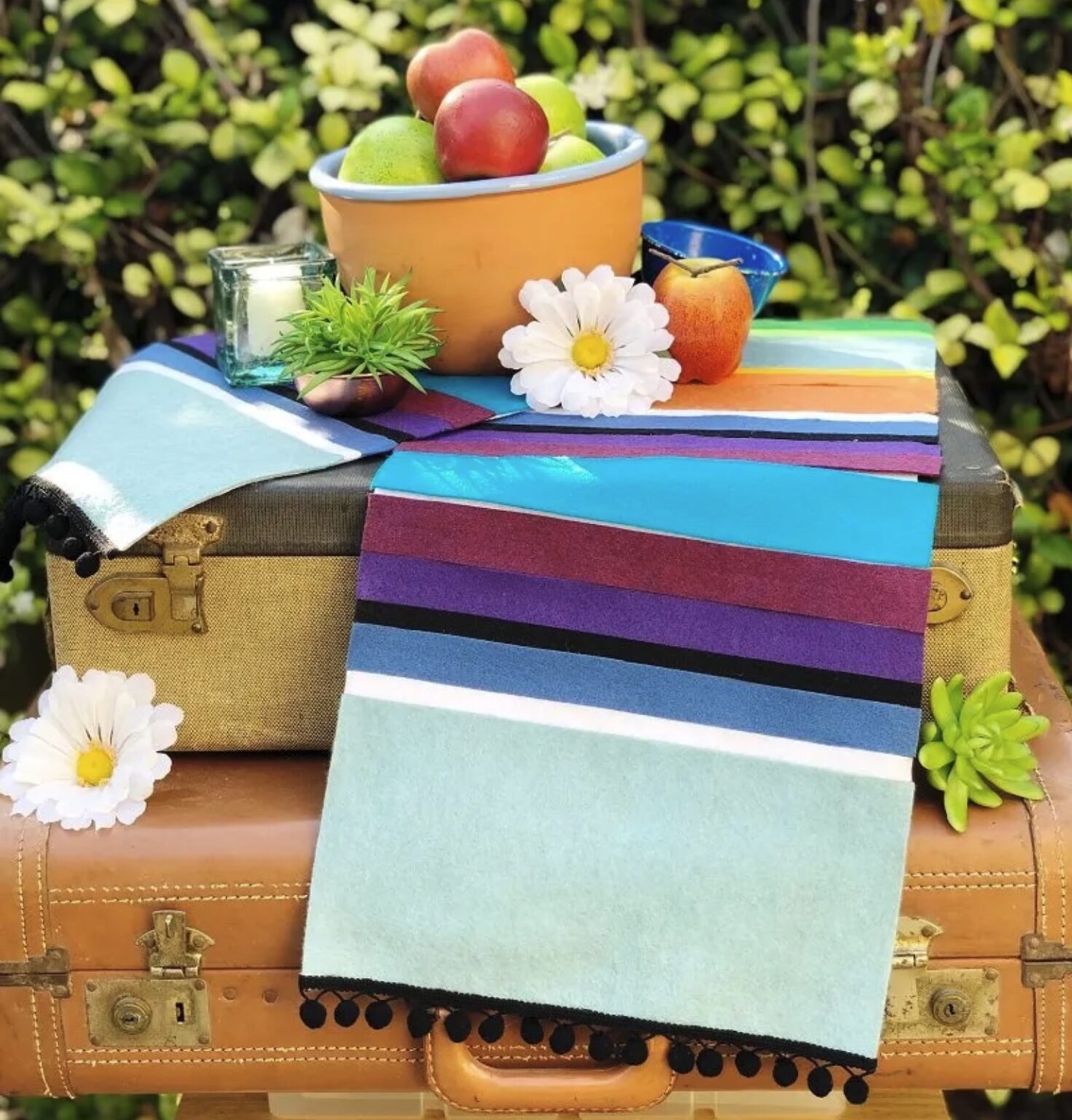 Free Table Runner Patterns to Sew: Easy Ideas - Easy Things to Sew